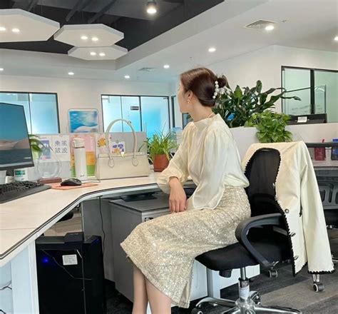 OL SexGirl主播免费直播性爱表演和聊天 Stripchat