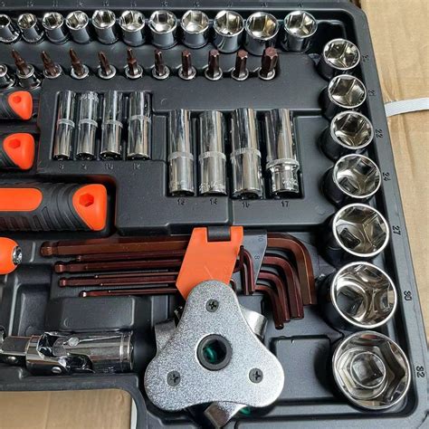 【優選百貨】汽修組套套筒套管棘輪扳手修車汽修工具套裝工具箱汽車維修工具箱 優選百貨 樂天市場rakuten