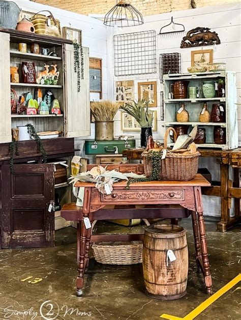 Thrifting With The Gals Seasonal Vintage Decor Antique Store Finds And Styling Tips Vintage