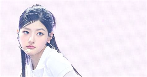 [포토] 키스오브라이프 하늘 도도한 고양이