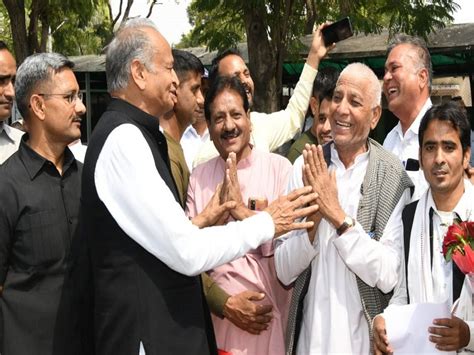 प्रदेशाध्यक्ष बोले जयपुर में धरना देने पर भी नहीं हुई सुनवाई