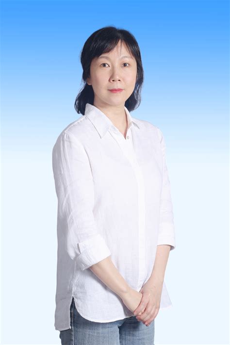 吴凡 西方语言文化学院