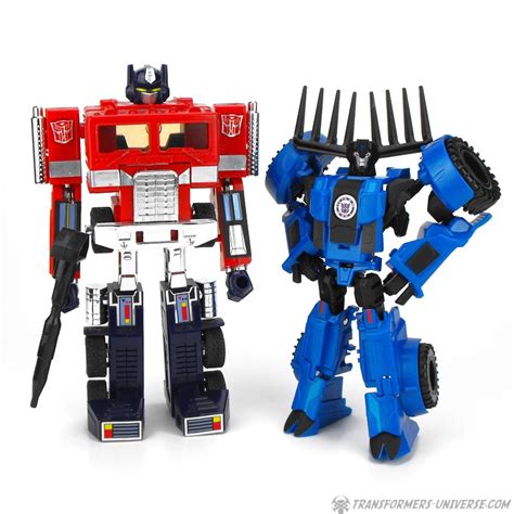 Rid 2015 Thunderhoof Transformers Universe