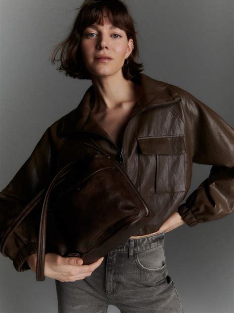 Torebka Z Kieszonkami Kolor Brązowy Reserved 4449y 98x