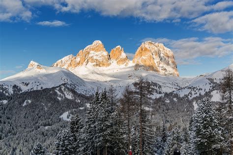 Ski Slopes And Facilities In Val Di Fassa Dolomiti Superski Ski Area