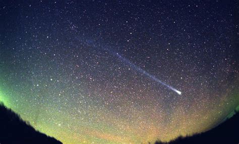 彗星是什么意思 彗星和流星 伤感说说吧