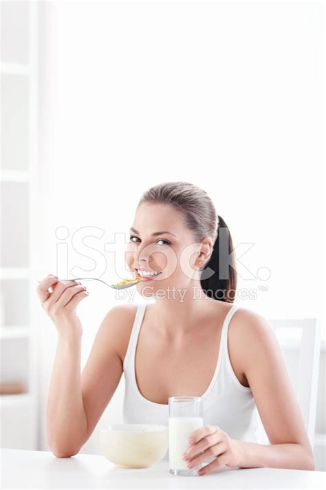 Stockfoto Vacker Flicka Royaltyfria Bilder Freeimages