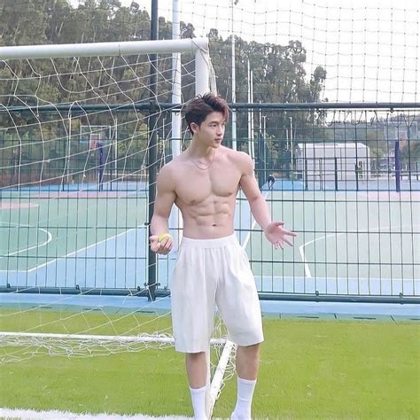 Pin By Ritsuka 97 On Abs Handsome Asian Men Shirtless Men Aesthetic Guys