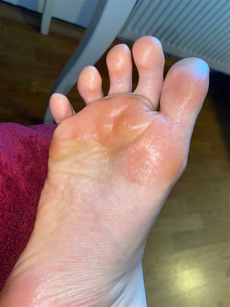 After Gym R Sweatyfeets