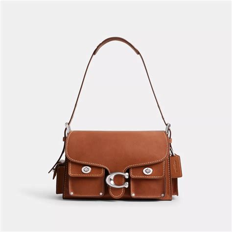 Cargo Turnlock Soft Tabby Coach 官方網站 Official Page
