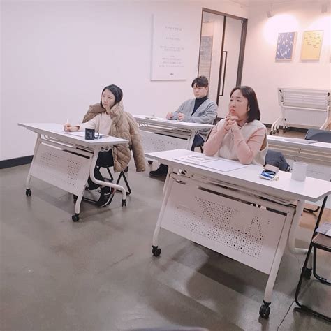 이루아카데미 바른치킨 청라연희점 바른치킨 김포사우점 송주임님🍗 바른치킨 식구🍴가 되신 걸 진심으로 환영합니다 부담 갖지마시고 부담 많이 가지세요🤗 바른치킨