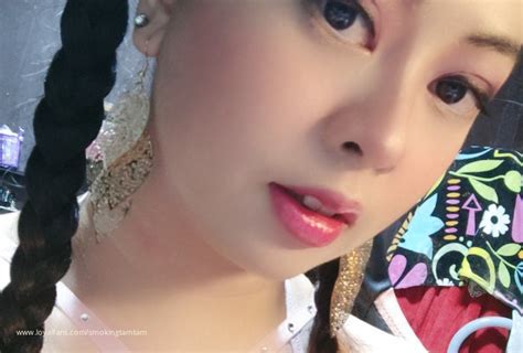 Alice Chainsmoke Marlboro Reds Smoking Marlboro Red Corks Two Piece Smoking Tamtam