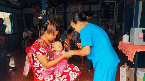 ခန္တီးမြို့နယ်၌ ကလေးငယ်များအား ပုံမှန်ကာကွယ်ဆေးထိုးနှံပေး Information And Public Relations