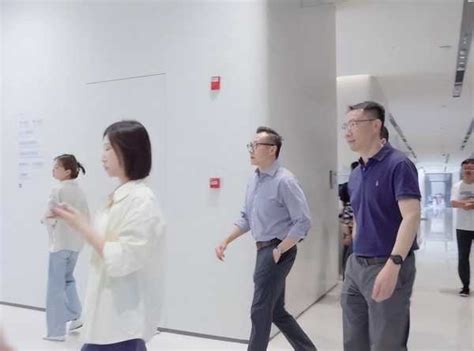 官宣第一天蔡崇信就在菜鸟上班了 筷逗鱼