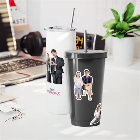 커플 스티커 사진 외곽선을 따서 스티커 만들면 어떤 느낌일까