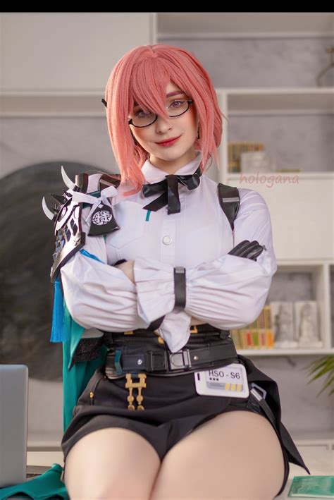 Yanagi Cosplay Cosplayer Hologana Zenless Zone Zero Hoyolab