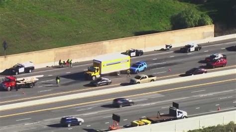 Fatal Crash Shuts Down Lanes On Wb 118 Freeway In Chatsworth R Sfv