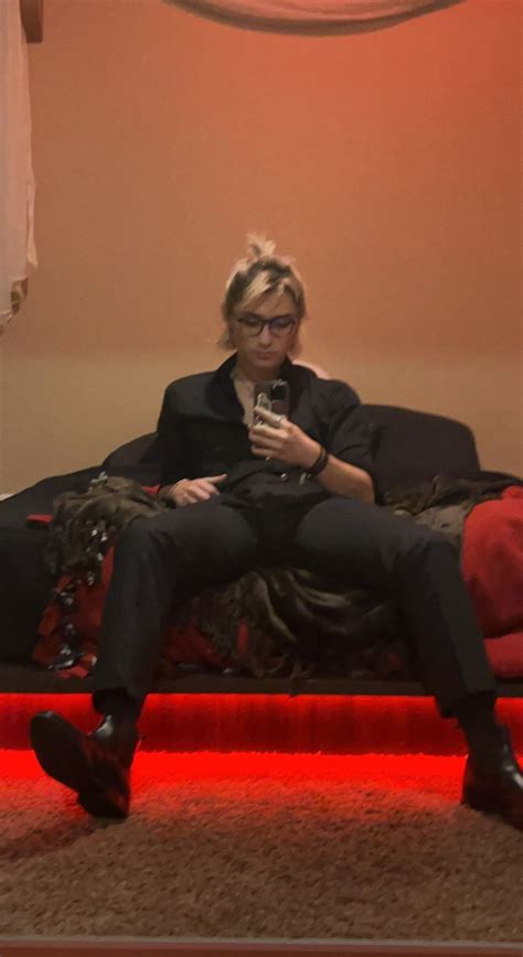 Pin By Lorren Rahn On Dannyphantomexe British Gentleman Attractive People People