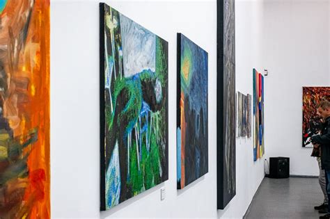 В НАЧАЛОТО Iii ЧАСТ МЛАДИ БЪЛГАРСКИ ХУДОЖНИЦИ Млади Български Художници