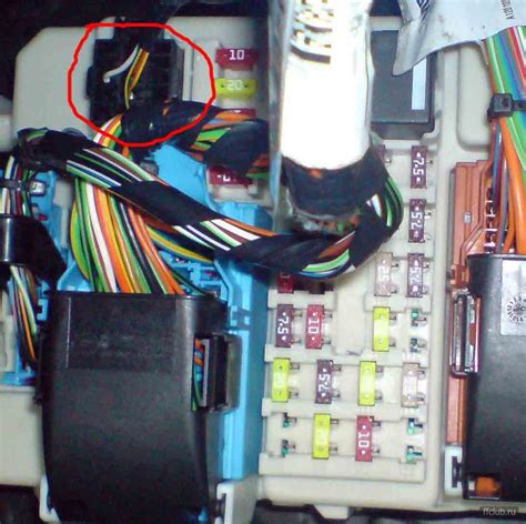 Подсветка салона и багажника - Ford Focus 2