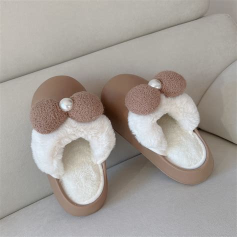 러블리템뽀짝뽀짝 공주 폭신 겨울 왕리본 진주 털슬리퍼 퍼슬리퍼 4cm 통굽 뽀글이슬리퍼 꾸안꾸 동네마실