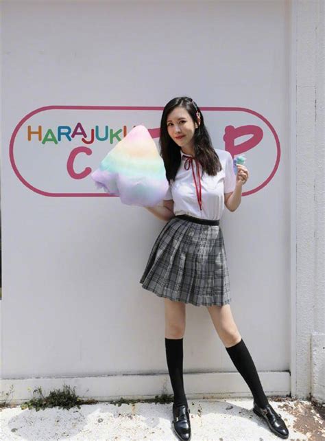 39歲田朴珺曬健身美照，身材宛如20多歲，難怪王石會愛她這麼多年 壹讀
