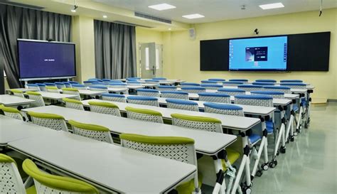 我校以改善教学条件推动课堂教学改革 肇庆学院