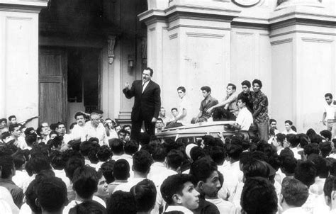 Assad Bucaram El Patán De Noble Corazón