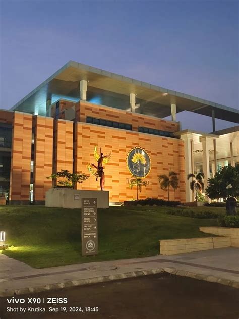 Janvi Zade On Linkedin Latepost Adobedesignhackathon Innovation Creativity Designthinking