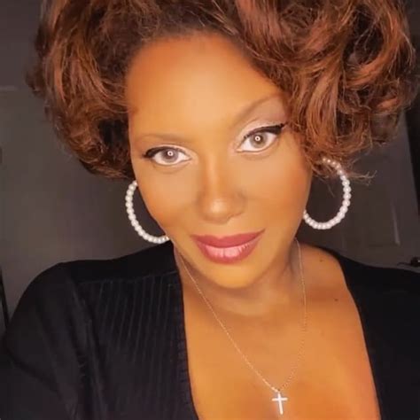 𝐓𝐢𝐚𝐦𝐨𝐫𝐚 Elevated Queen • Threads Say More