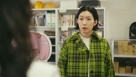 江口のりこ『ソロ活女子のススメ2』×向井理『先生のおとりよせ』がコラボ 役柄そのままに両作品出演 ドラマ ニュース ｜クランクイン！