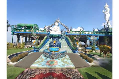 ไหว้พระ ที่ สำนักสงฆ์เขาพระครู อำเภอศรีราชา จังหวัดชลบุรี ด้วยมอไซต์ ตลาดสายมู เดินทางขอพร