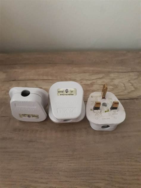 3 Pin Male Socket Plug Tv And Home Appliances Electrical Adaptors