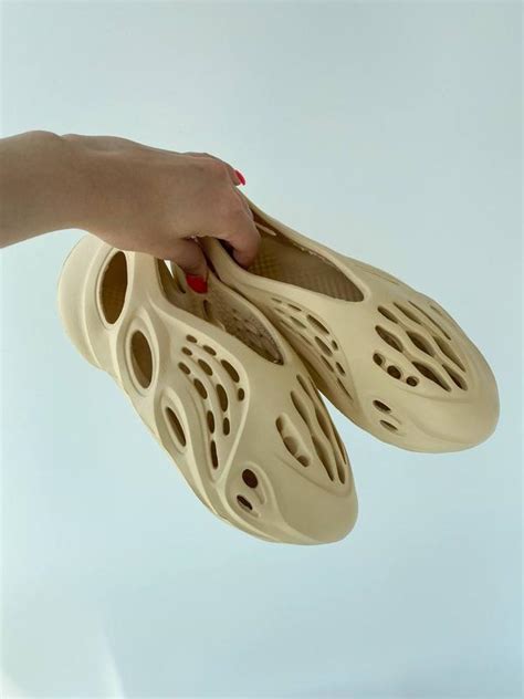 Аквашузи — ціна 750 грн у каталозі Аквашузи Купити жіночі речі за доступною ціною на Шафі