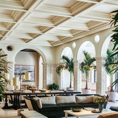 صفر تا صد طراحی سقف مدرن و اجرای آن در دکوراسیون داخلی هادی کریمی