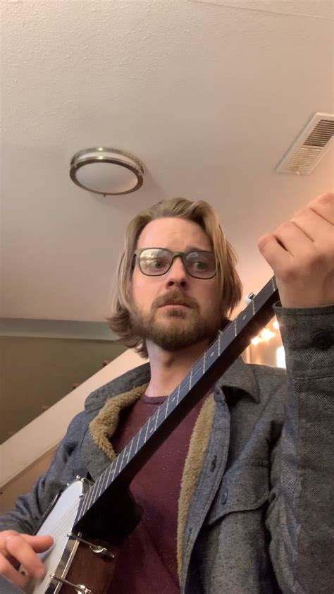 Long Time Guitar Player Learning Clawhammer For About 4 Months Now