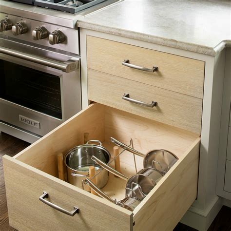 REV A SHELF Small 24 X 21 Wood Peg Board System With 9 Pegs Maple Rev A Shelf 4DPS 2421