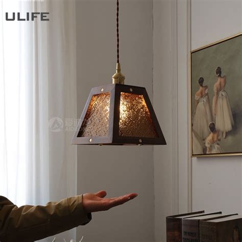 【u Life】吊燈 老上海複古衚桃木海棠花紋彩色玻璃木藝吊燈臥室餐廳吧臺過道燈具 蝦皮購物