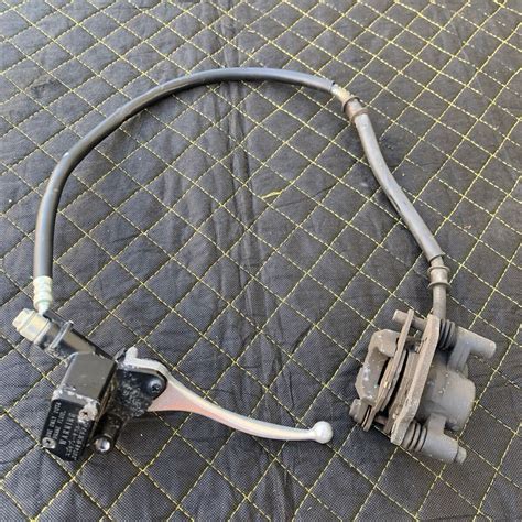 【やや傷や汚れあり】距離浅 スズキ アドレス V125g Cf4ea 純正 フロントブレーキキャリパー マスターシリンダー ブレーキ 検