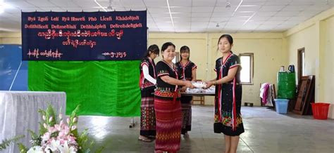 သံတောင်ကြီးမြို့ ဇိုင်းယာန်းနှစ်ခြင်းဘုရားကျောင်းခန်းမတွင် ဘွဲကရင်စာပေ