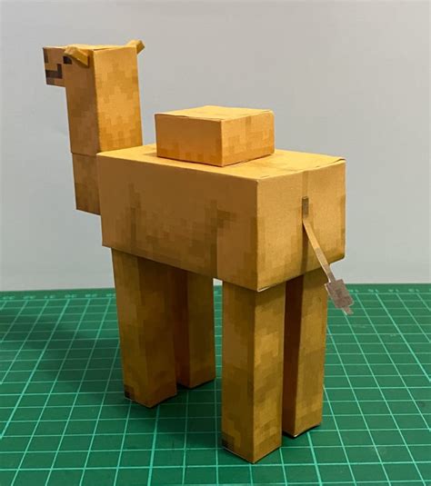 Camel Snapshot 22w42a Pixel Papercraft