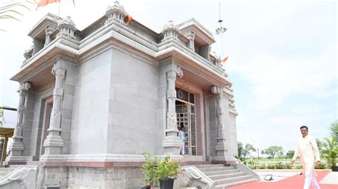 जोर्वे येथील संत सावली वस्तीवरील श्री दत्त मंदिरातील मूर्तीची