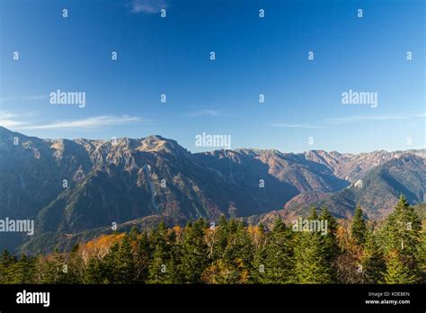 Alpes Japonaises Sur La Montagne Au Début De Lautomne De Shin Hotaka