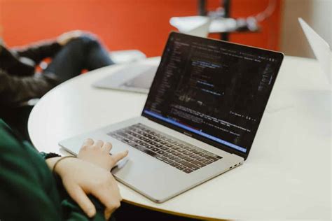 Reviewing Code A New Developer S Guide