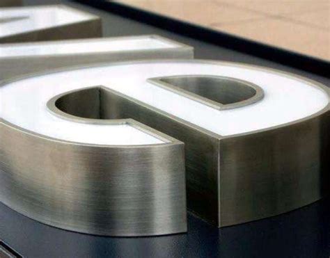 不锈钢围边灯箱字制作 北京飓马文化墙设计制作公司