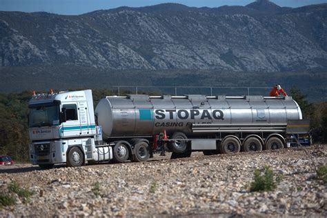 Casing Filler For Protecting Carrier Pipes Stopaq