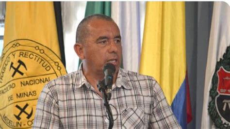 Polémica Por Diapositivas Sexistas De Profesor De La Universidad