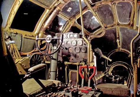 Cultura Aeronáutica Enola Gay O Avião Que Lançou A Bomba Atômica Em