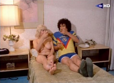 Naked Doris Pavel In Las Perfumadas