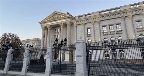 Влада Усвоени се низа на мерки насочени кон зајакнување на економската стабилност подобрување